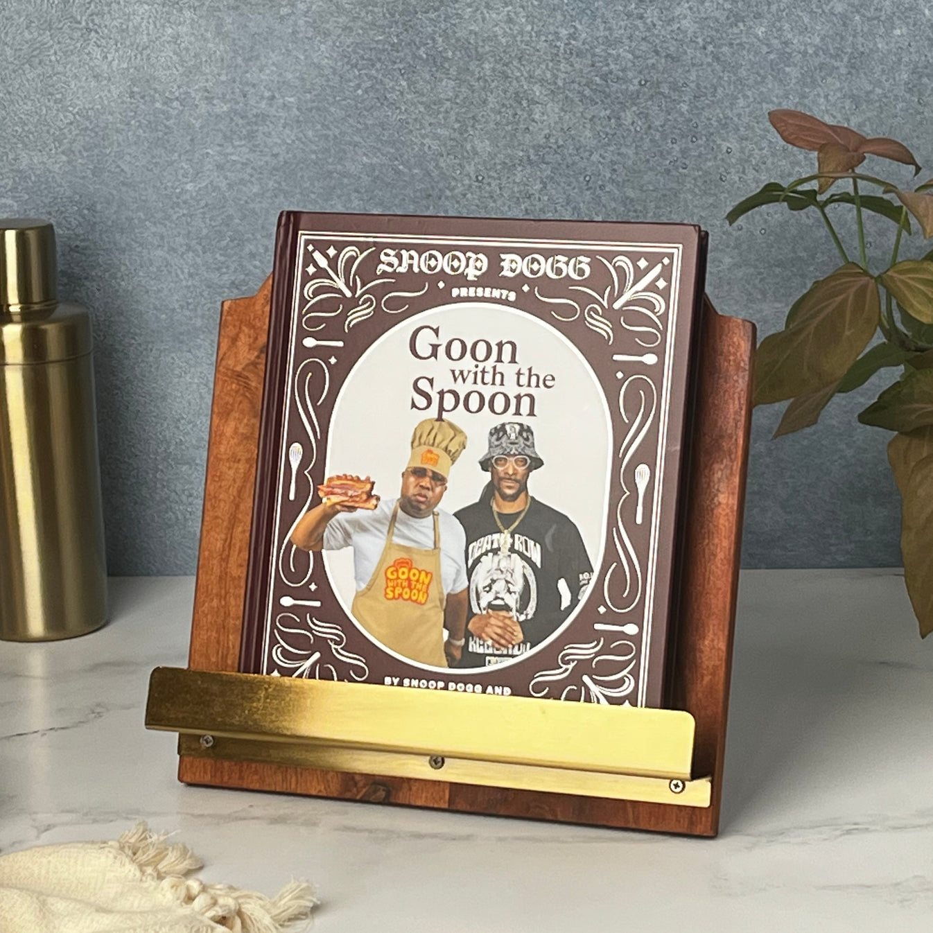 Snoop Dog Presents Goon with a Spoon – The Oil Tree